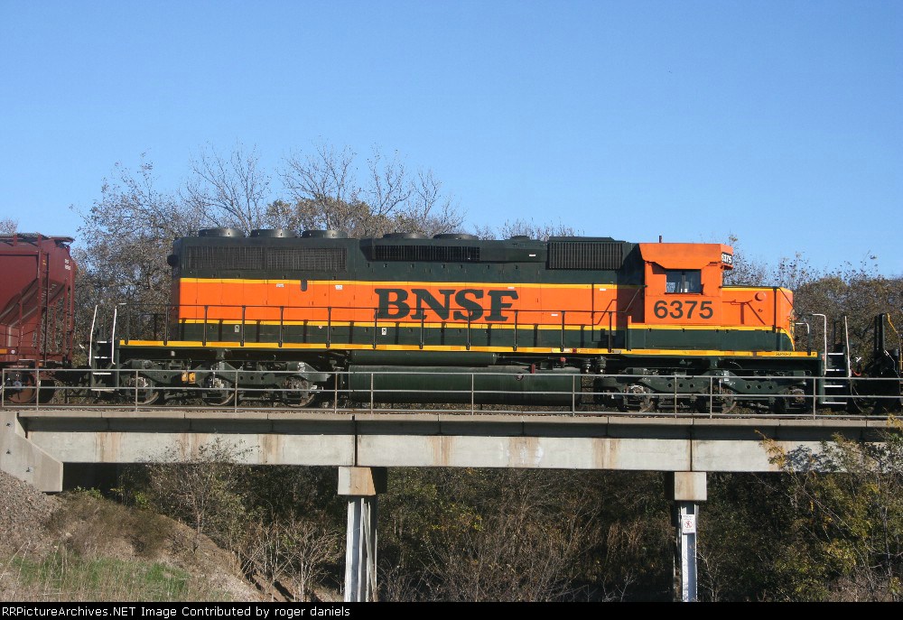 BNSF 6375